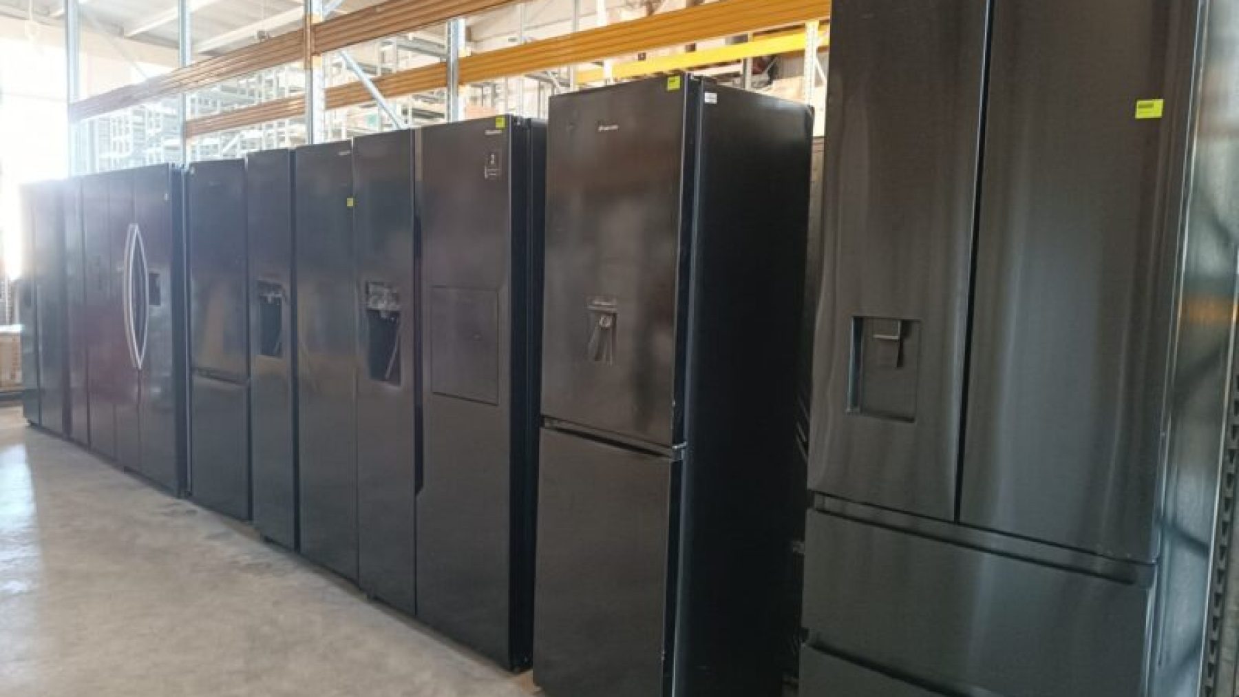 SBS American Fridge Stock (48 units) - Aktiva Trading