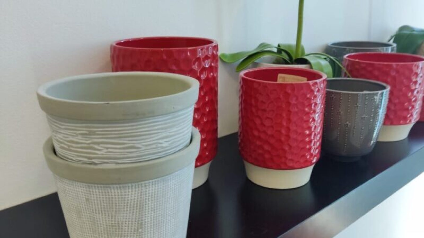 Ceramic Flower Vases Full Truck Load (33 pallets) - Aktiva Trading